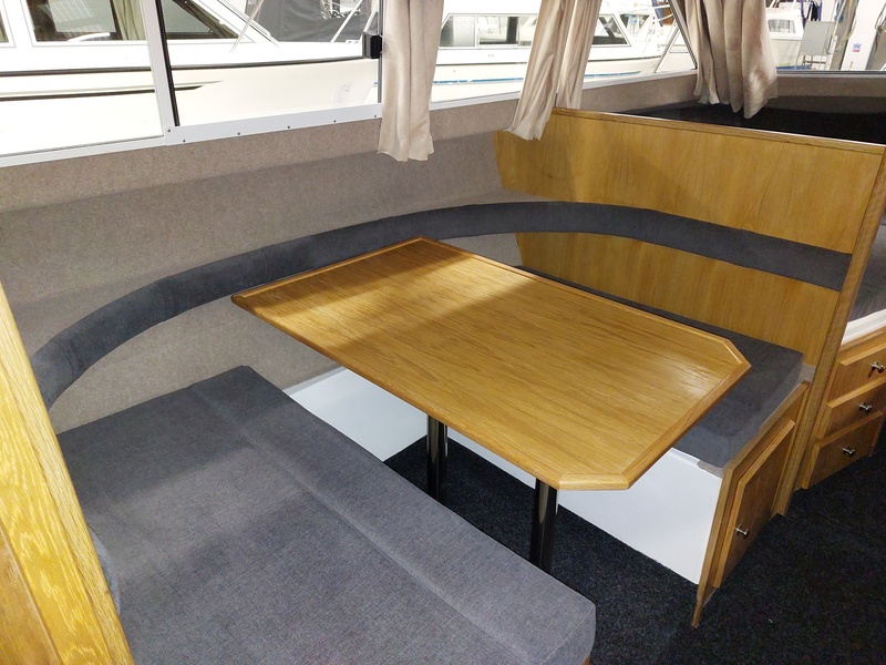 Viking - 26 Widebeam Golden Crown Edition For Sale in Leicestershire ...