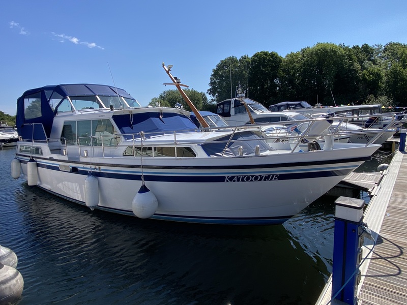 Aquanaut - Beauty 1200 AK For Sale in South East | Karl Farrant Marine ...